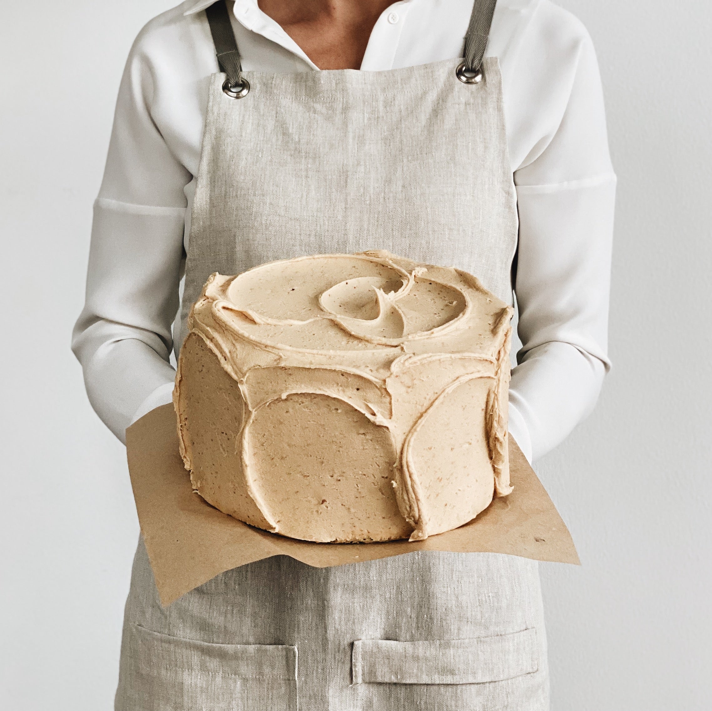 SALTED PEANUT BUTTER CHOCOLATE CAKE – DERU CATERING